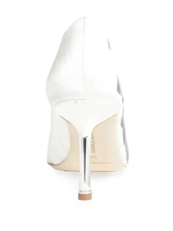 Manolo Blahnik Hangisila Crystal-buckle Pumps