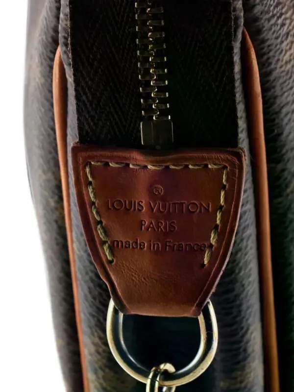 LOUIS VUITTON Monogram Canvas Eva Clutch