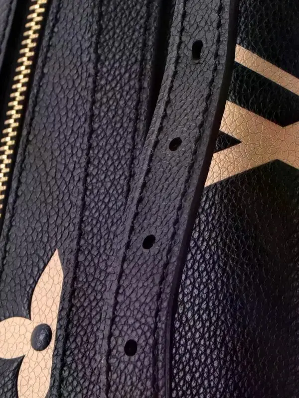 LOUIS VUITTON Monogram Empreinte Giant Pochette Métis Bag - Black