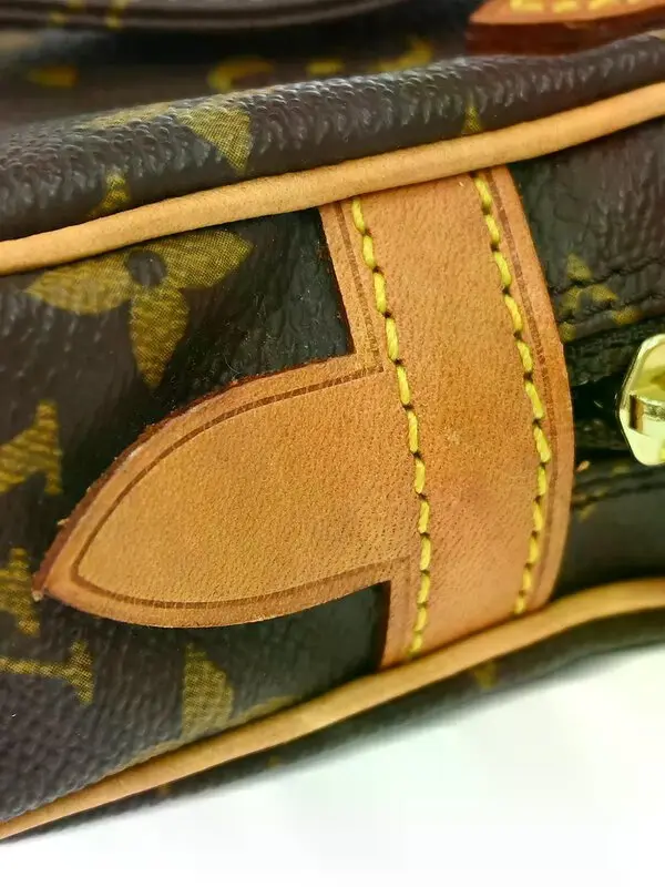 LOUIS VUITTON 2003 Monogram Bandouliere Shoulder Bag - Brown