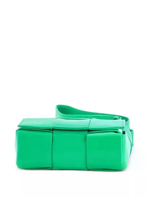 Bottega Veneta Cassette Maxi Intrecciato Leather Crossbody Bag - Green