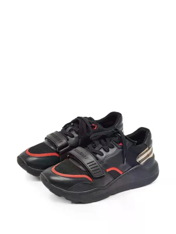 Burberry Ramsey Sneakers - Black