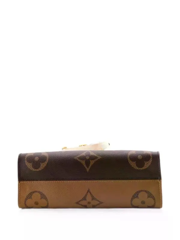 LOUIS VUITTON Onthego Tote Reverse Monogram Giant East West Shoulder Bag