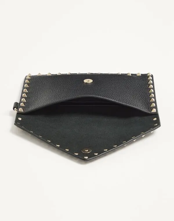 Valentino Garavani Rockstud Grainy Calfskin Pouch - Black