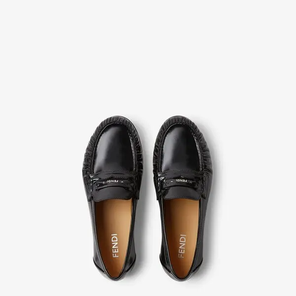 Fendi Calf Leather Scrunch Loafers - Black