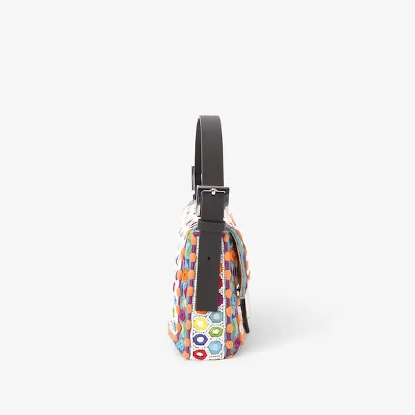 Fendi Baguette 26424