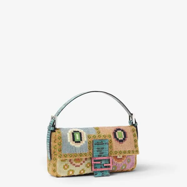 Fendi Baguette 26424 Re-edition