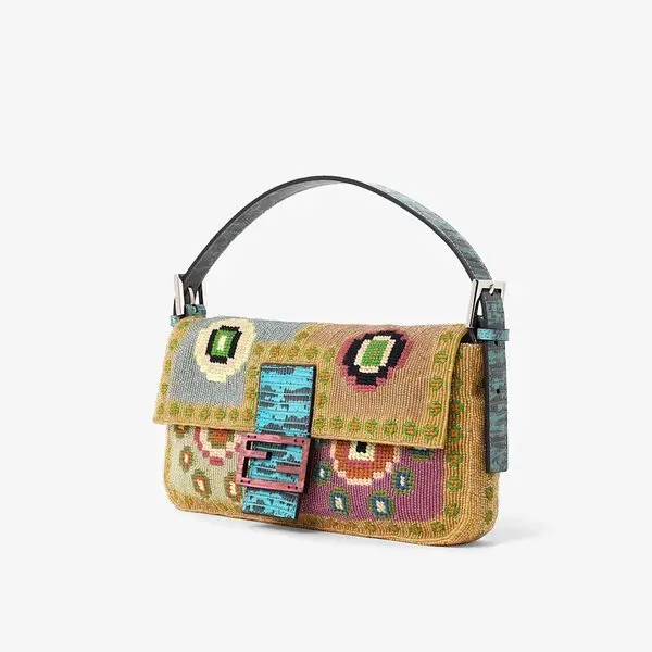 Fendi Baguette 26424 Re-edition