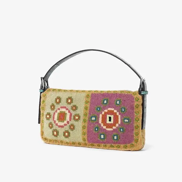 Fendi Baguette 26424 Re-edition