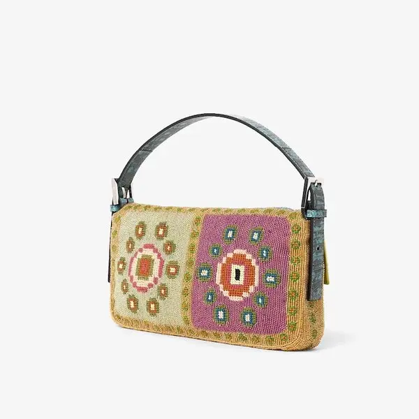 Fendi Baguette 26424 Re-edition