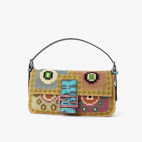 Fendi Baguette 26424 Re-edition