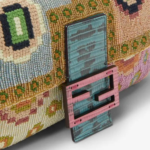 Fendi Baguette 26424 Re-edition