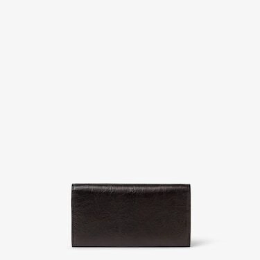 Fendi Continental Tube Wallet With Chain