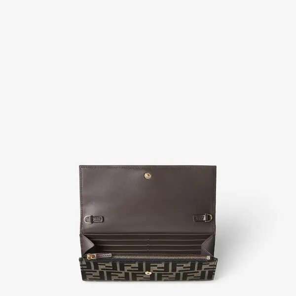Fendi Tube Continental With Chain