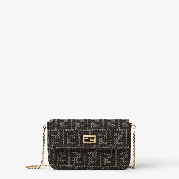 Fendi Tube Wallet On Chain