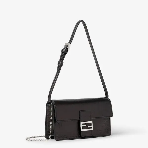 Fendi Tube Wallet On Chain