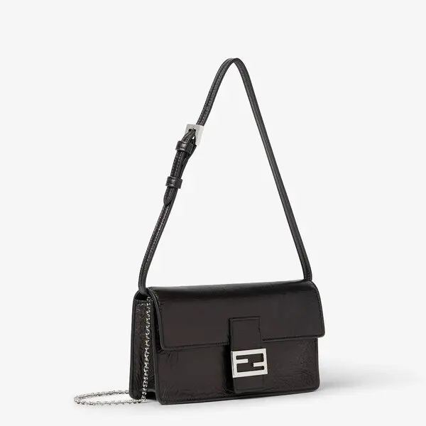 Fendi Tube Wallet On Chain