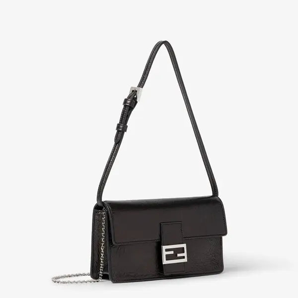 Fendi Tube Wallet On Chain