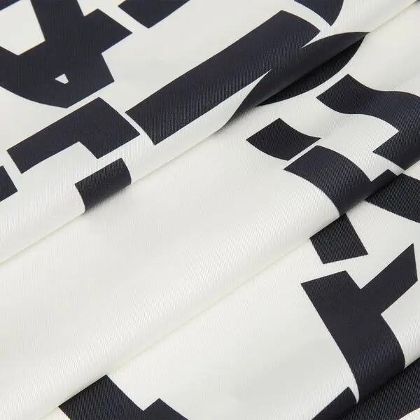 Fendi Foulard