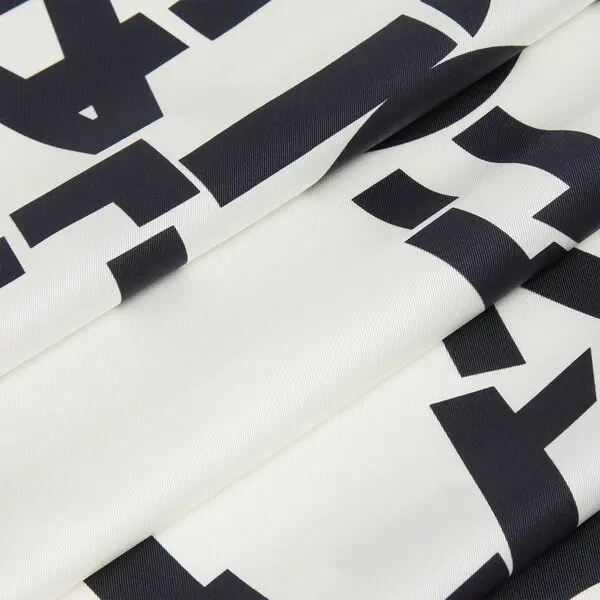 Fendi Foulard