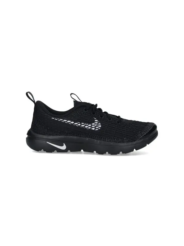 Comme Des Garçons Minimalist Statement Sneakers - Black