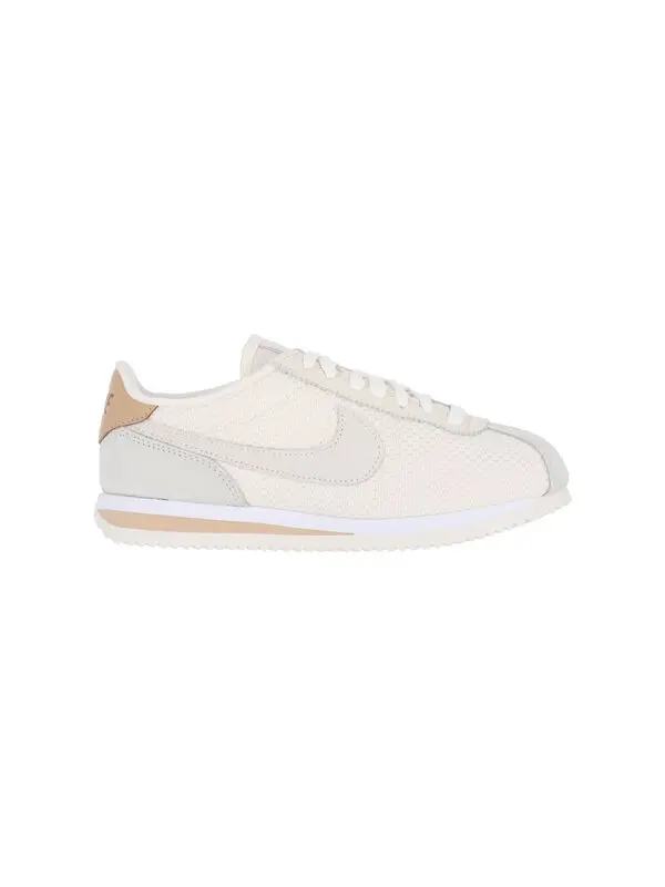 Nike Retro Lace-up Sneaker - White