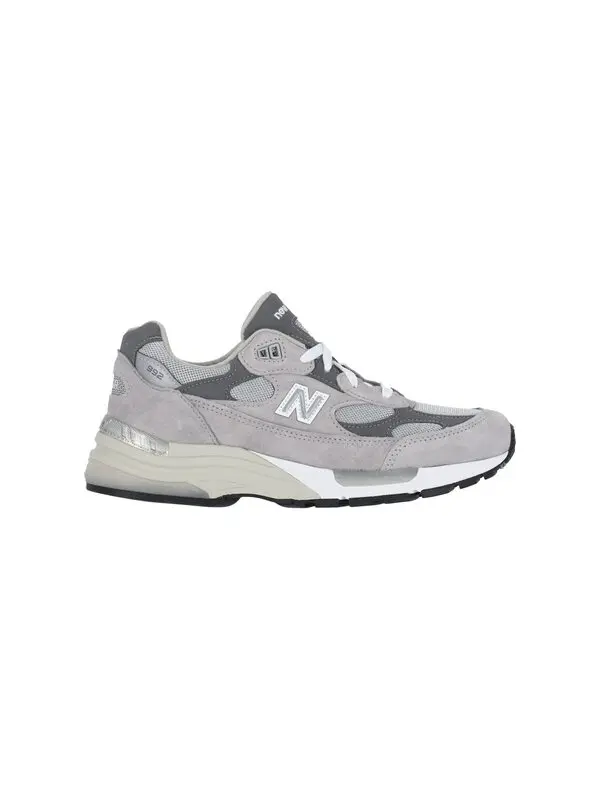 NEW BALANCE 9060 Sneakers - Grey
