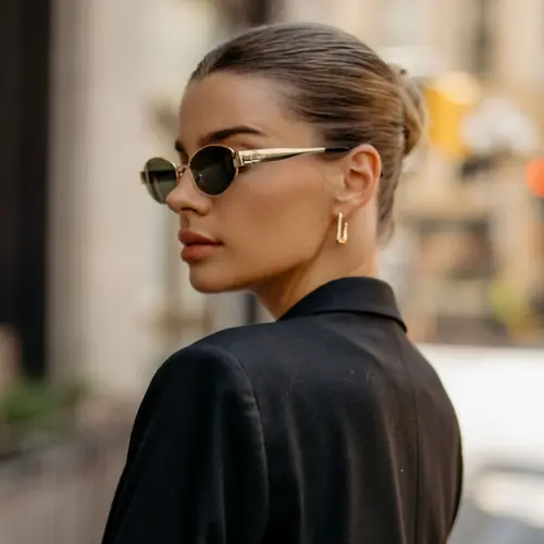 WMP EYEWEAR Verona Oval Metal Sunglasses - Gold Black