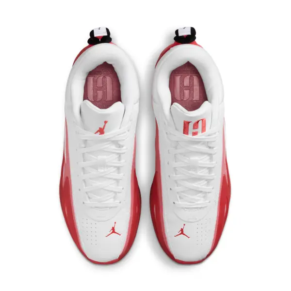 JORDAN Heir Series 2 "desert Berry" Athletic Shoes - White
