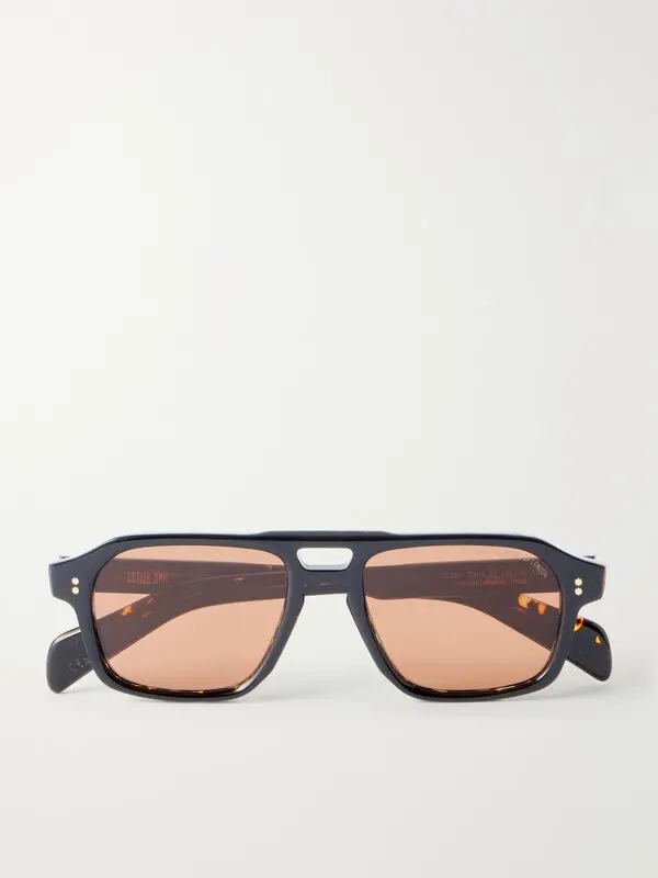 CUTLER AND GROSS Navigator Sunglasses - Tortoiseshell