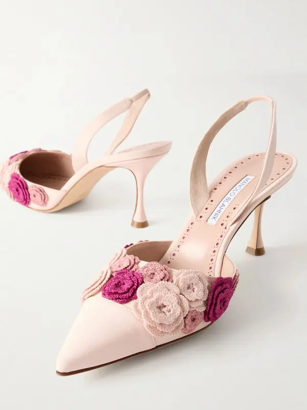 Manolo Blahnik Svemutasli 70 Embellished Crochet-trimmed Leather Pumps