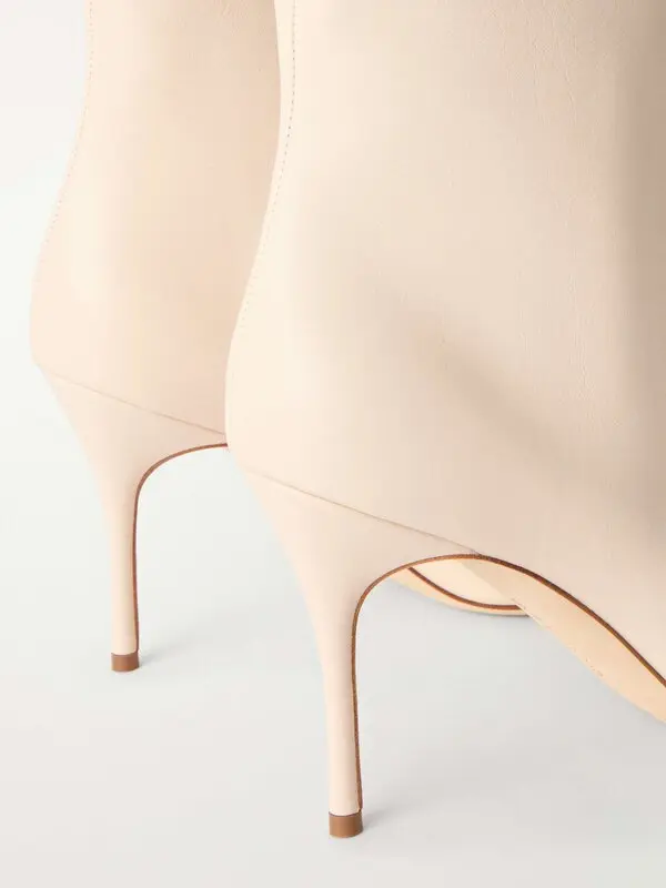 Manolo Blahnik Insopo 90 Leather Ankle Boots