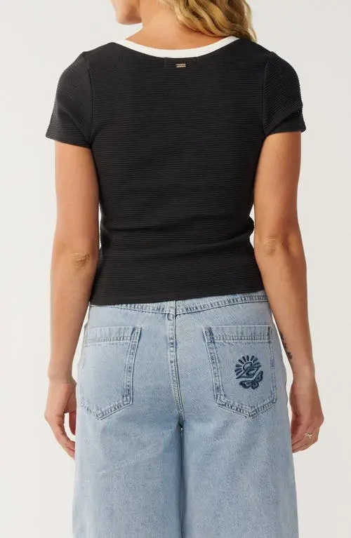 Rip Curl Retro Swell Lace-up T-shirt