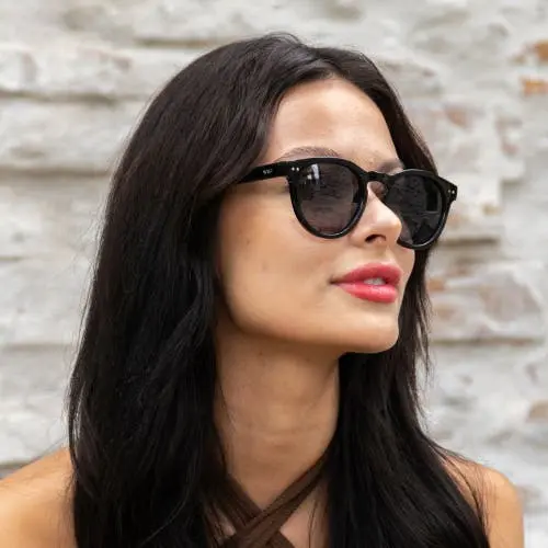 WMP EYEWEAR Tate Round Frame Sunglasses - Black