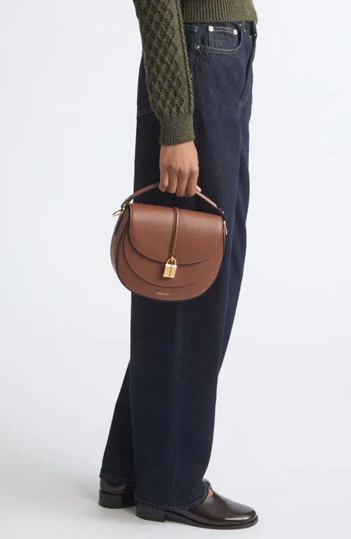 DEMELLIER Siena Leather Saddle Bag With Gold Tone Clasp - Tan