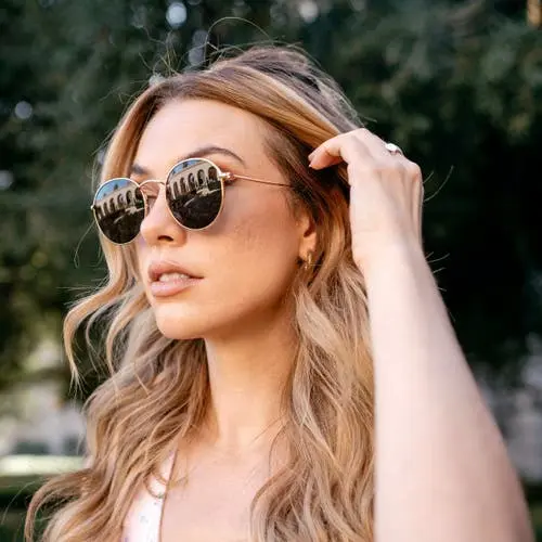 WMP EYEWEAR Nevada 50mm Round Polarized Metal Sunglasses - Gold Black