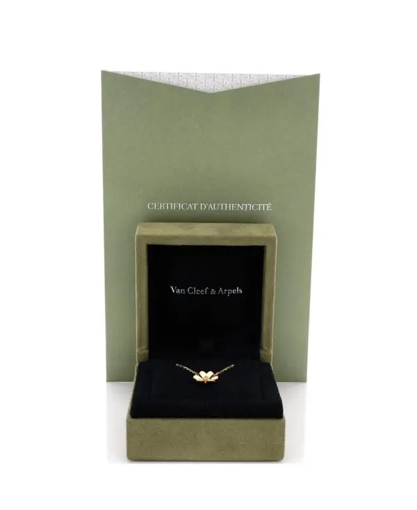 VAN CLEEF & ARPELS Mini Frivole Pendant Necklace 18k And Diamond, 16