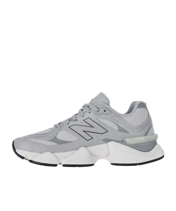 NEW BALANCE 9060 Sneakers