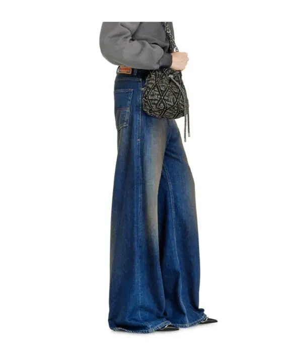 DIESEL® Relaxed Jeans Low-waist 1996 D-sire