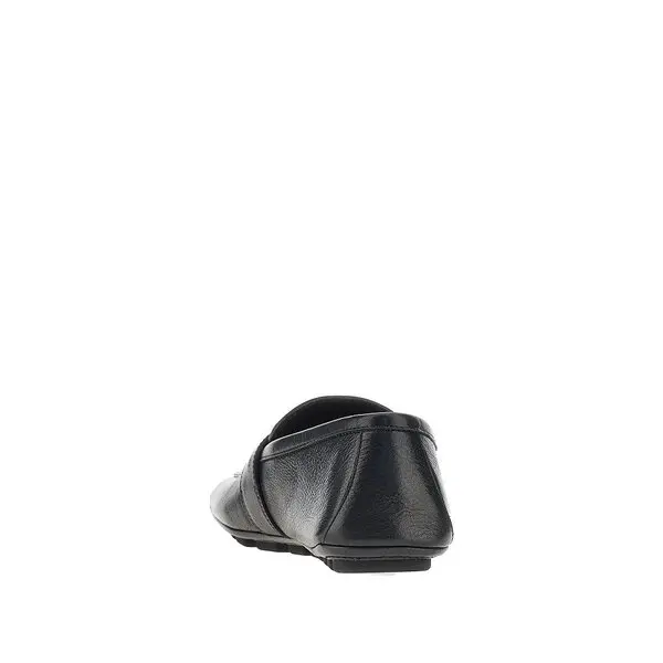 Gucci Grained Leather Loafers With Double G Detail