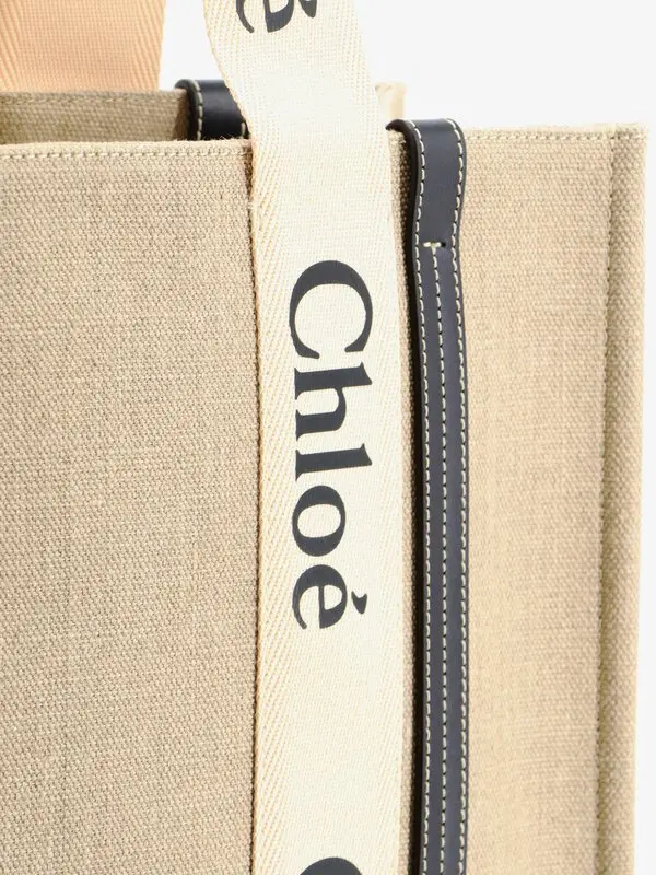 Chloé Woody Linen Shoulder Bag With Front Lettering Logo