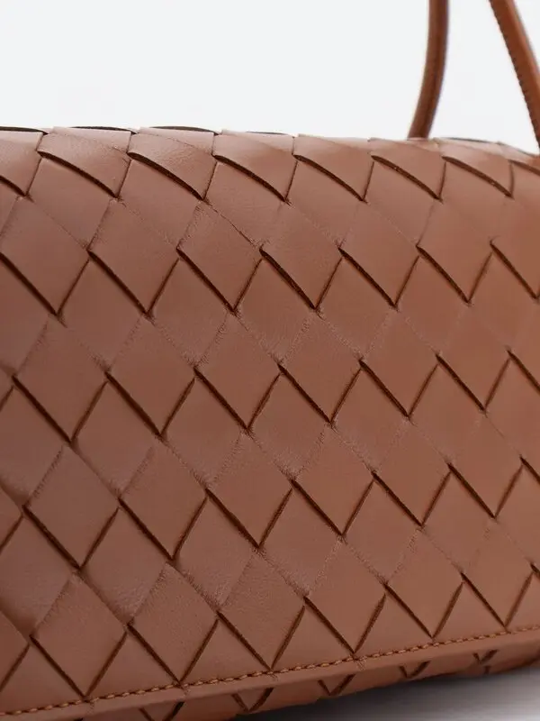 Bottega Veneta Notturno Clutch Bag With Leather Shoulder Strap
