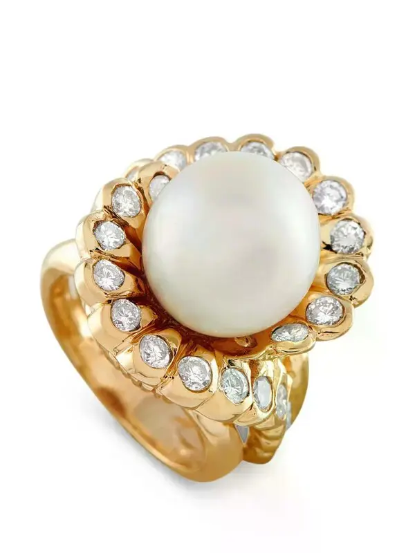 LB EXCLUSIVE Pearl And Diamond Ring