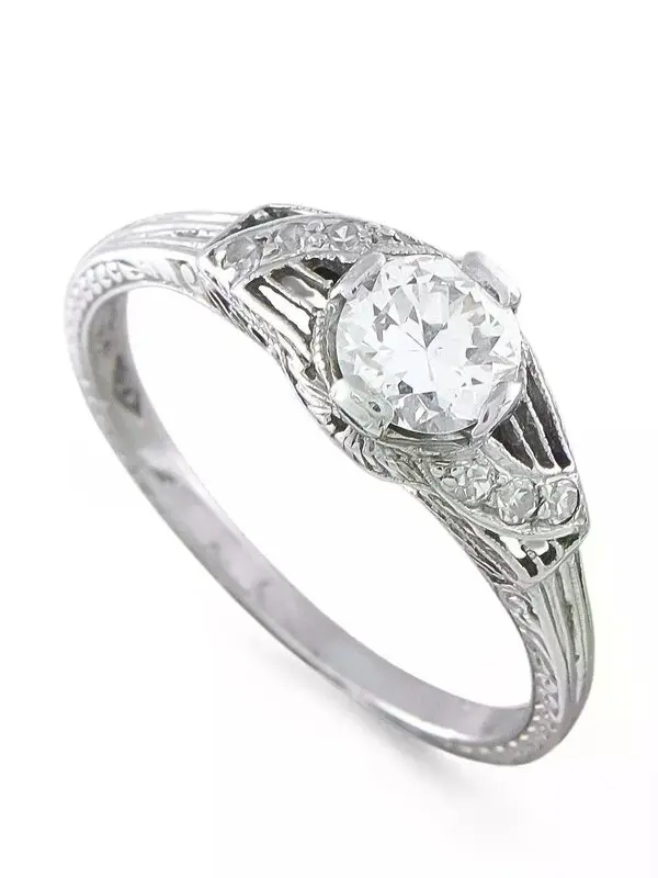 LB EXCLUSIVE Platinum Diamond Engagement Ring