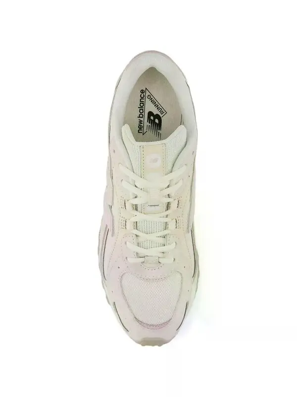 NEW BALANCE 204l Panelled Mesh Sneakers