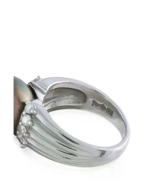 LB EXCLUSIVE Tahitian Pearl And Diamond Ring