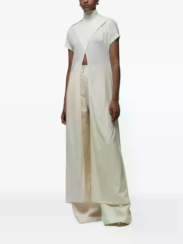 CAYET Bella Crossover High Neck T-shirt