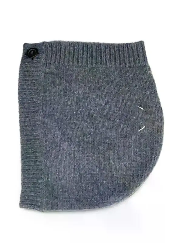 MAISON MARGIELA Four Stitches Button-fastening Beanie Hat
