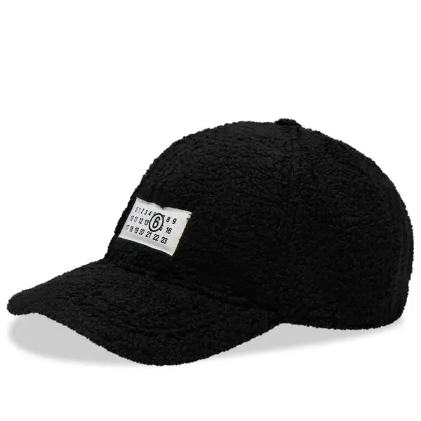 MAISON MARGIELA Fleece Cap - Black
