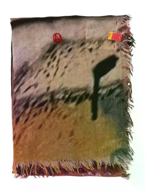 TALKING WALLS Fringed Scarf
